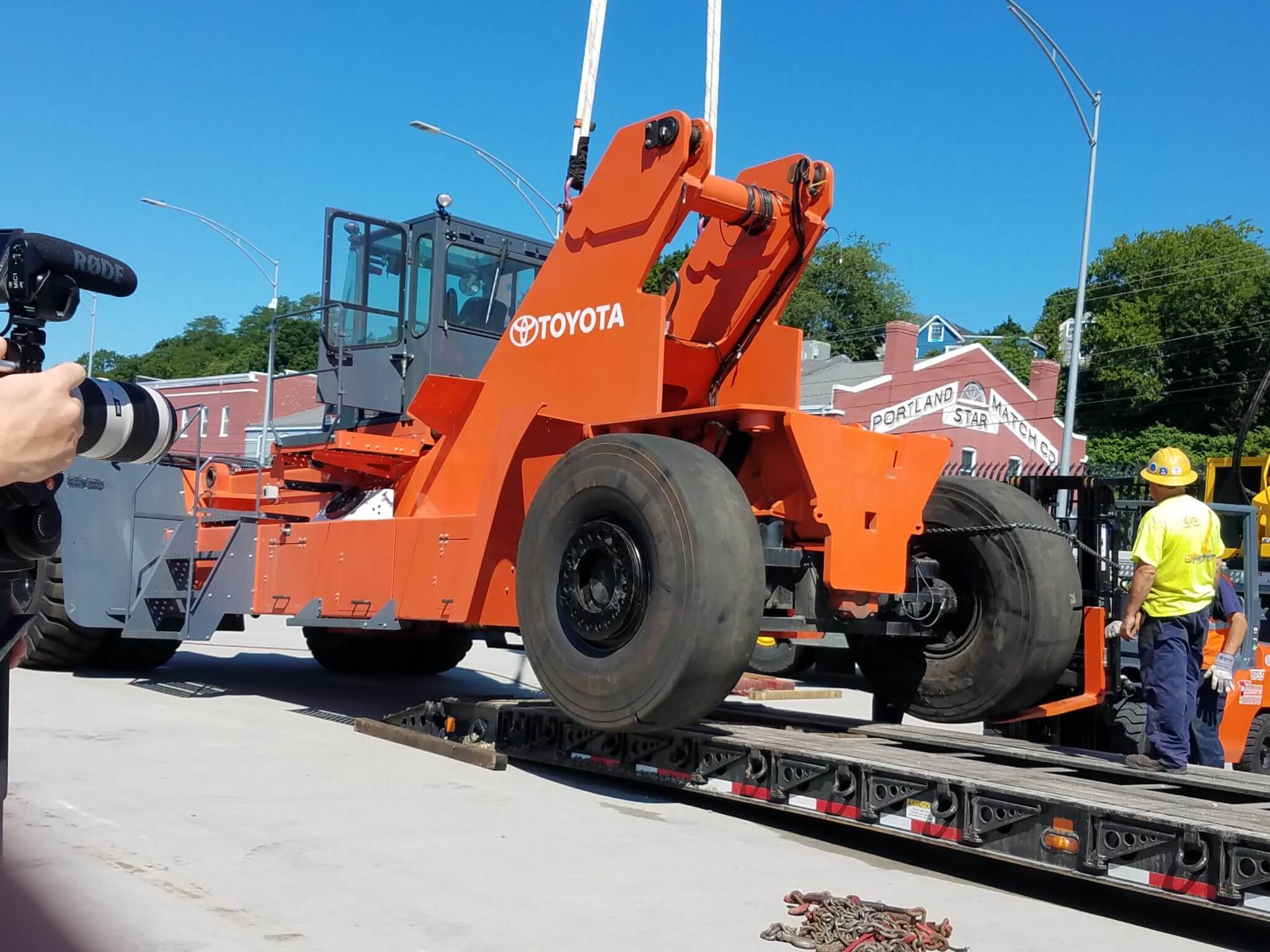 "MONSTER" Toyota THD Container Handler - WD Matthews